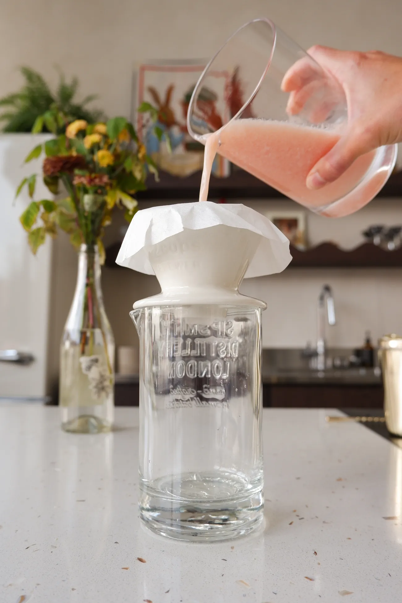 Technique de mixologie simplifiée : Les cocktails clarifiés (Clarified ...